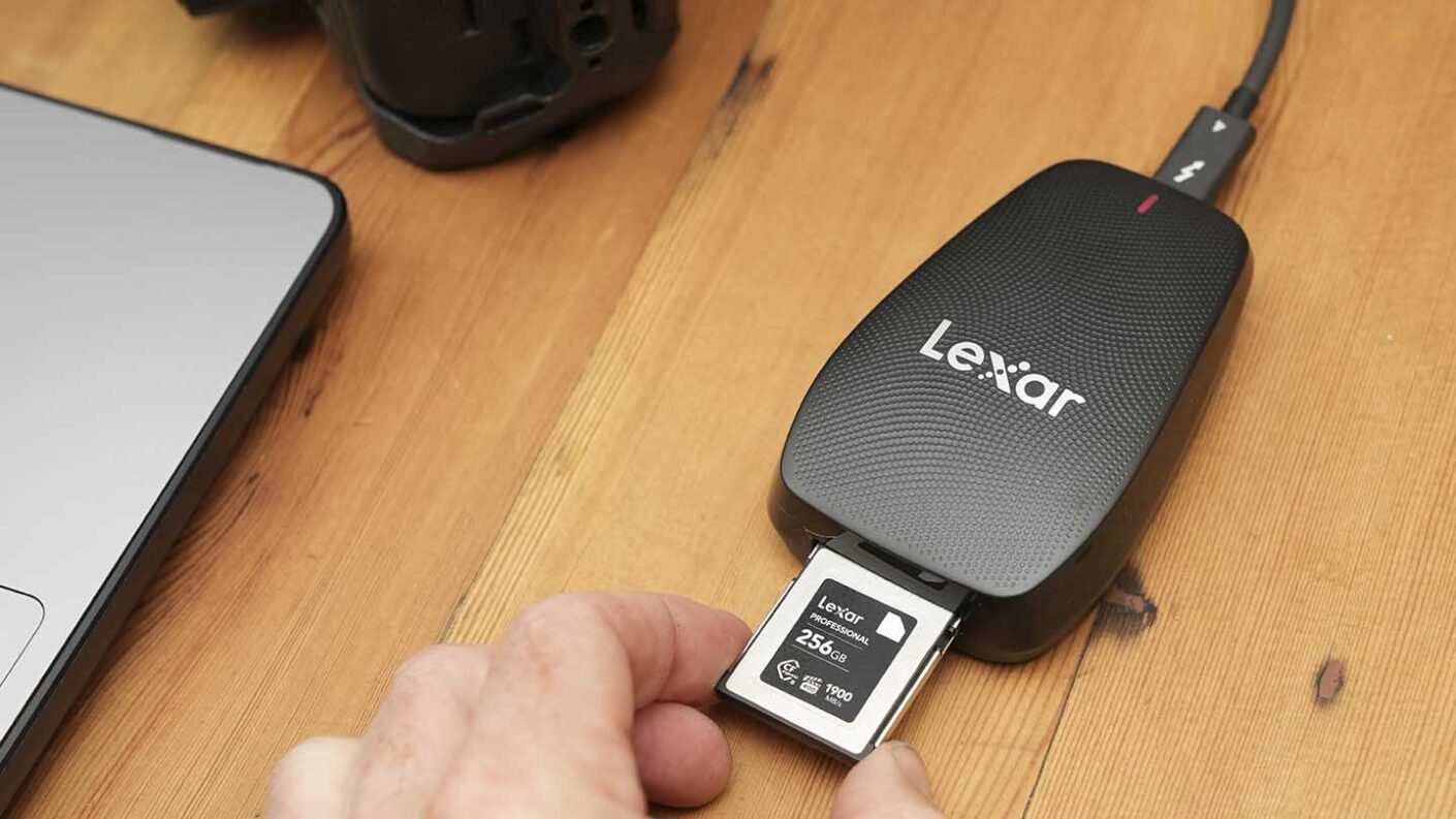 Lexar Professional CFexpress Type B USB 3.2 Gen 2×2 Reader Review ...