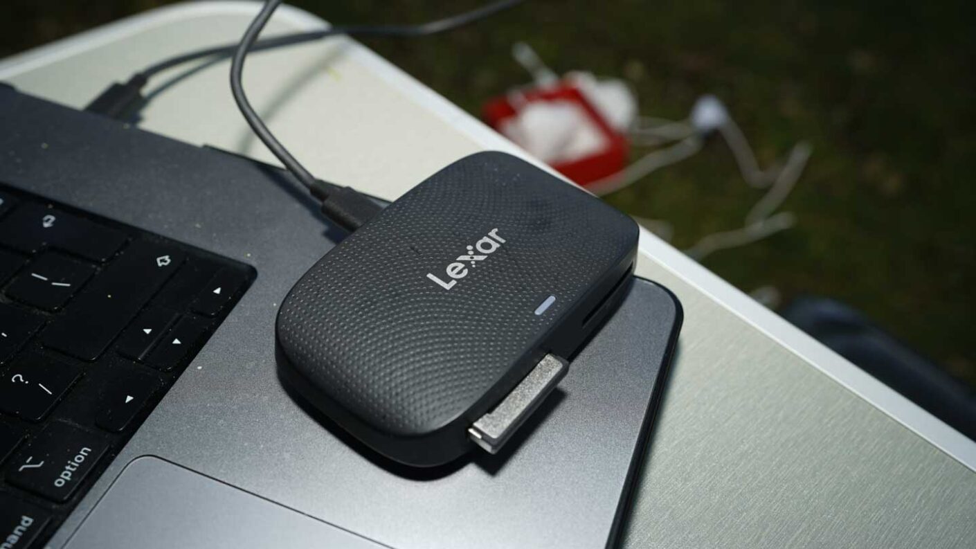 Lexar Professional CFexpress Type B / SD USB 3.2 Gen 2 Reader Review ...