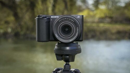 I reviewed the Sony ZV-E10 and it’s the perfect vlogging upgrade from ...