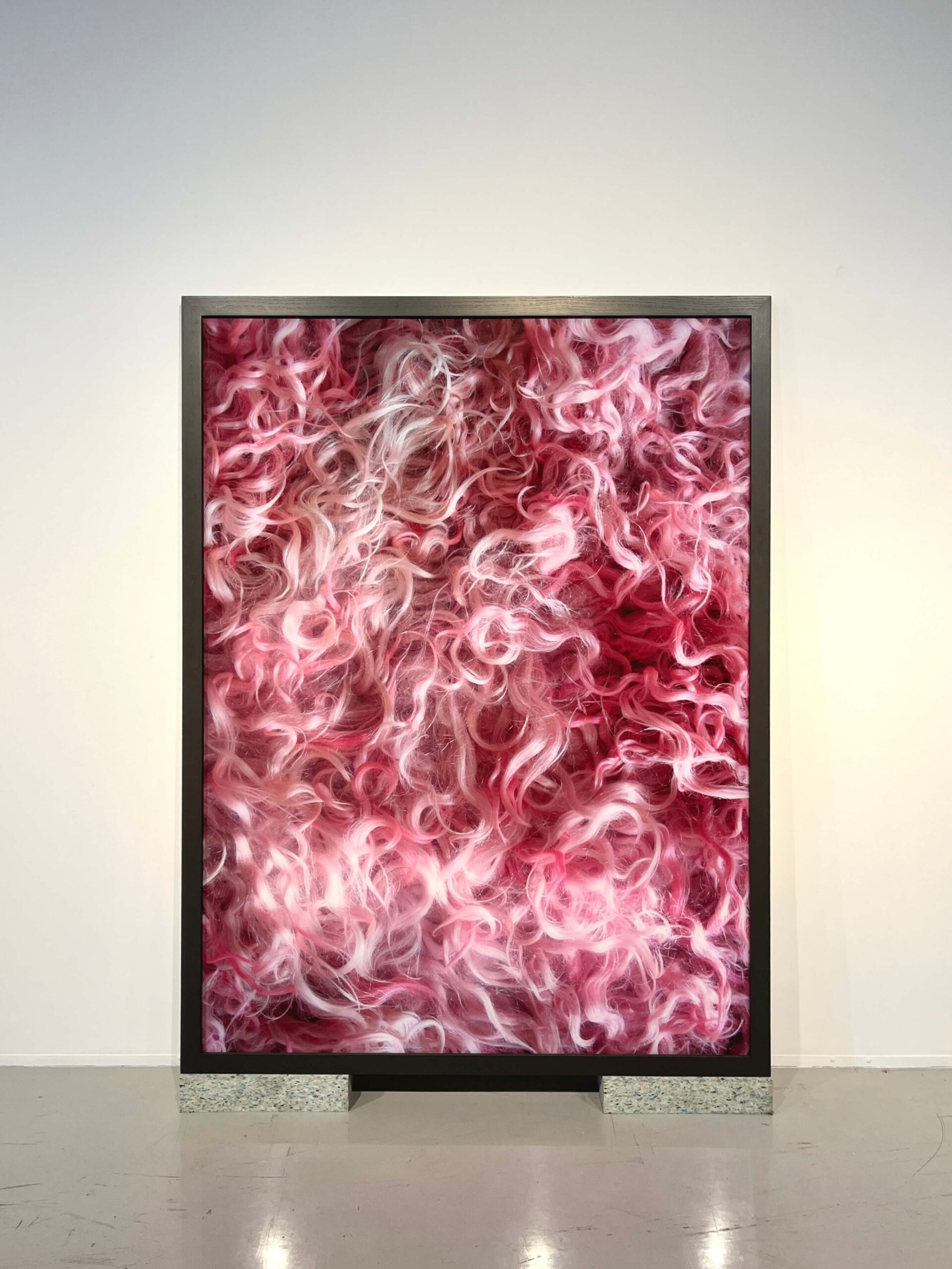 From gavel to gallery: Simon de Pury’s first UK photo exhibition opens at Leica London – Camera ...